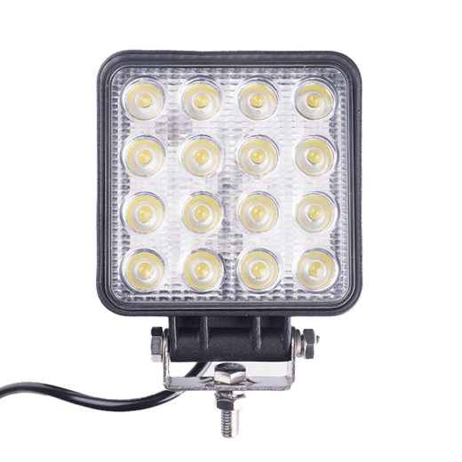 Faro de Trabajo de 2500 Lúmenes con Haz de Luz de 60 Grados ...